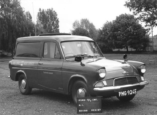 Ford Anglia 307E Van Photo's - GPO - Album No 3